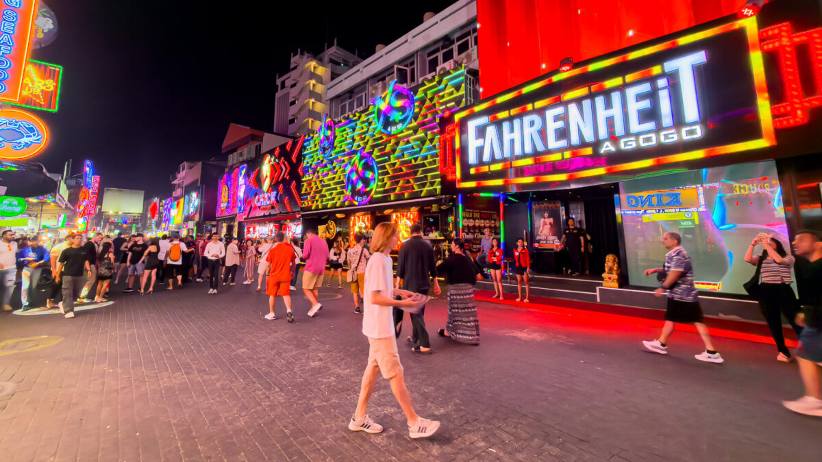 Pattaya Nightlife Guide 2025 | Gogo Bars, Sex, Kink & After-Dark Secrets